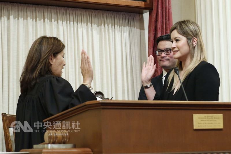 Ling Ling Chang 張齡玲 in California | History of Taiwanese American (T.A ...